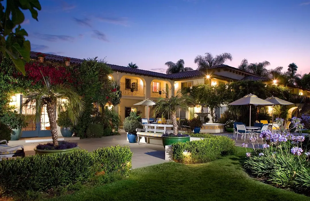 Celebrate New Year's Eve 2026 in Santa Barbara: Events, Fireworks, and Tips